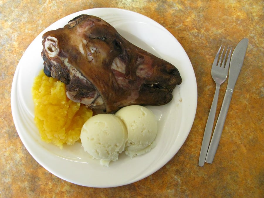 Pacha - Lamb's head, eyes and brain - World's Scariest Food | Mapotic